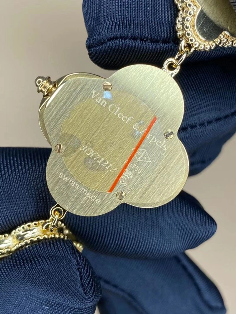 Mirror quality VAN CLEEF ARPELS Watches