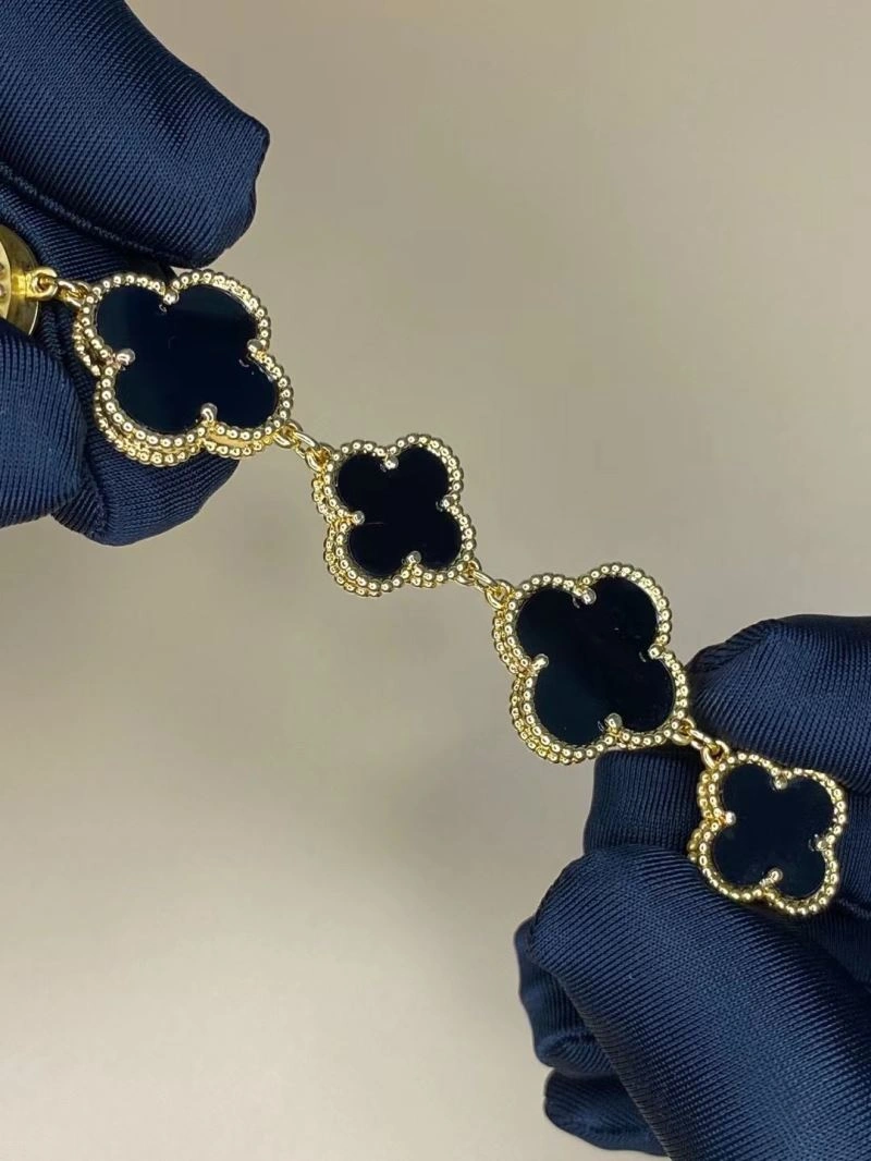 1:1 copy VAN CLEEF ARPELS Watches