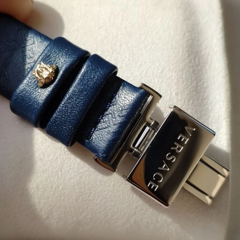 Low-cost VERSACE Watches