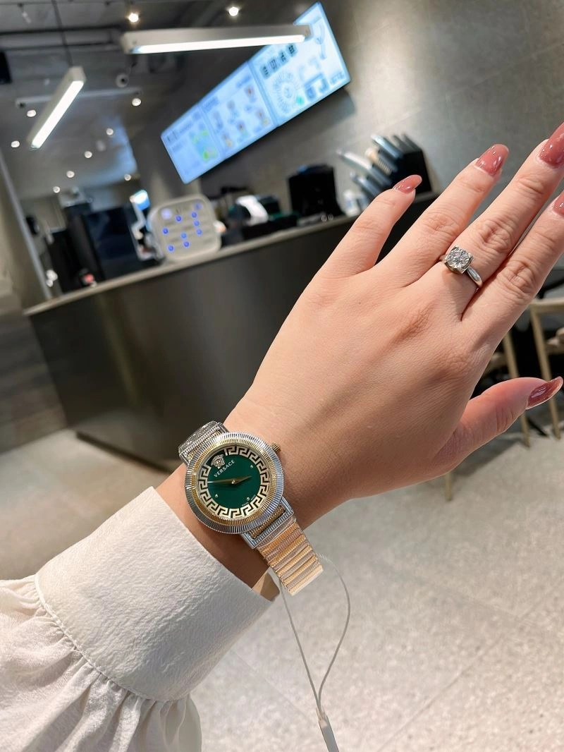 Cut-rate VERSACE Watches
