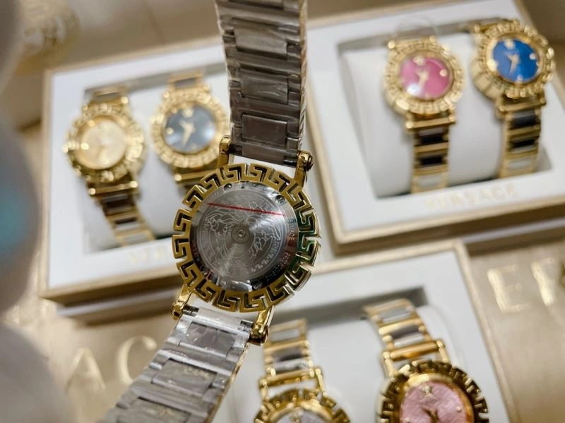 Low-cost VERSACE Watches