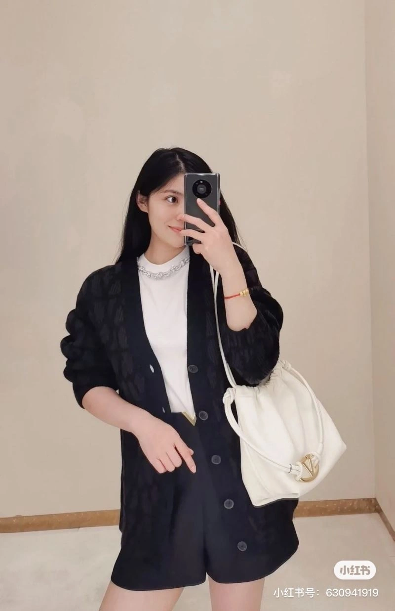 Accurate model Valentino Backpacks