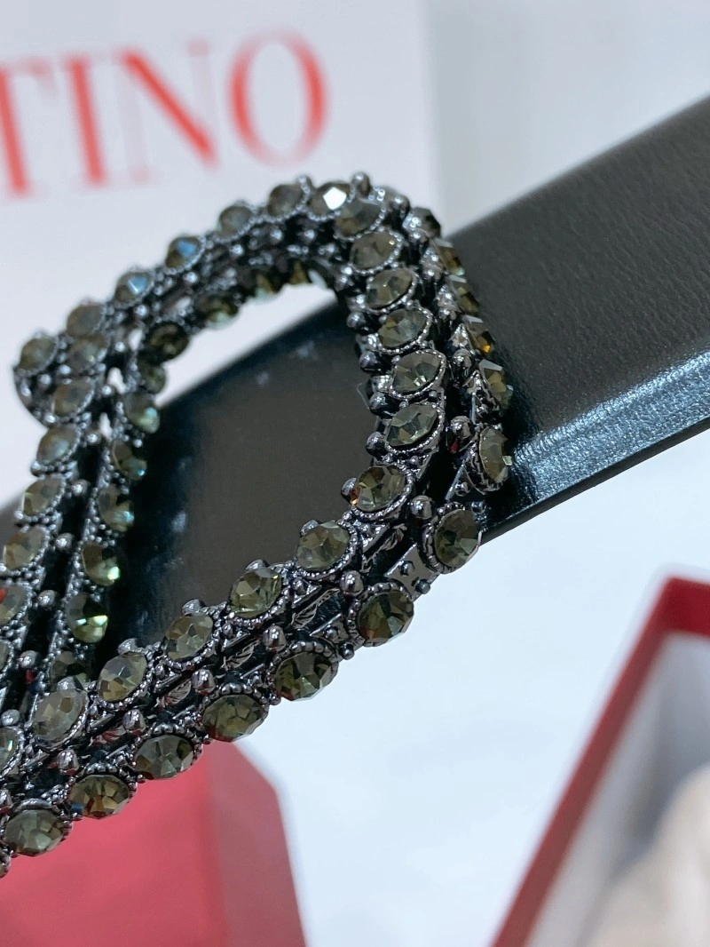 Bargain Valentino Belts