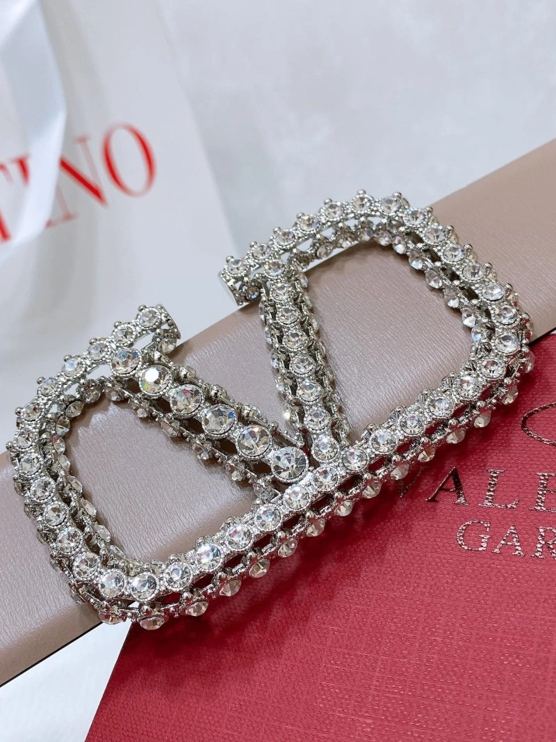 Bargain Valentino Belts