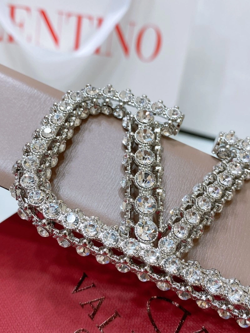 Bargain Valentino Belts
