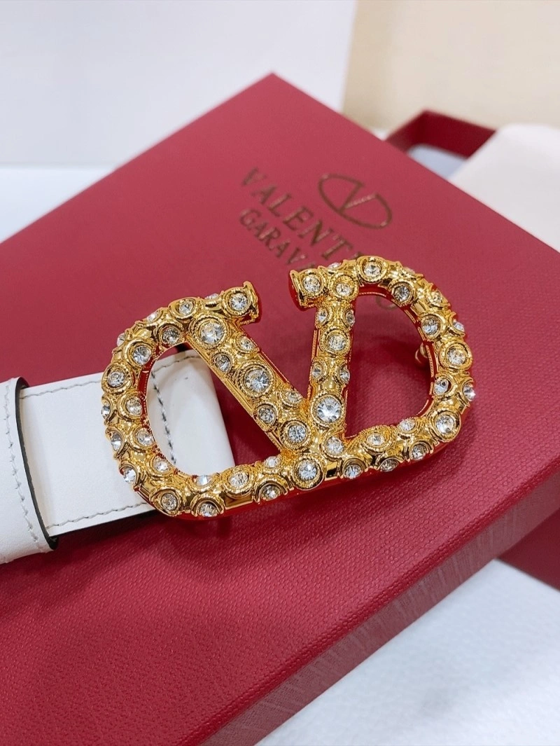 Cut-rate Valentino Belts