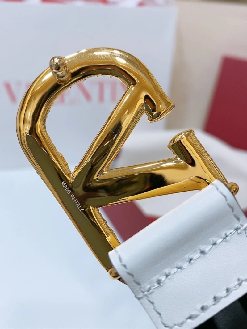 Cut-rate Valentino Belts