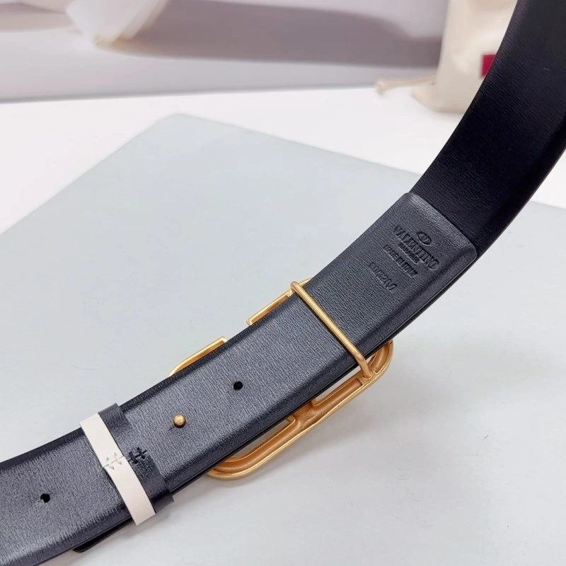 Top match Valentino Belts