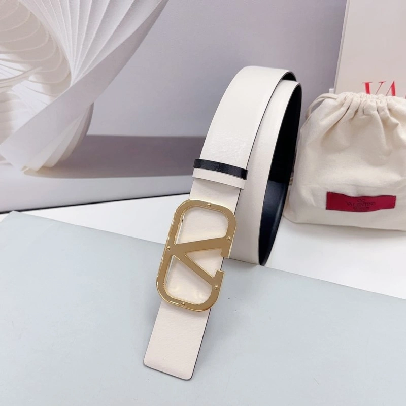 Low-cost Valentino Belts