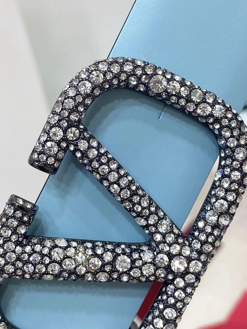 Bargain Valentino Belts