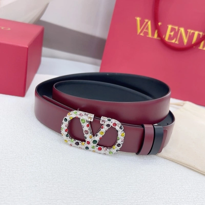 Low-cost Valentino Belts