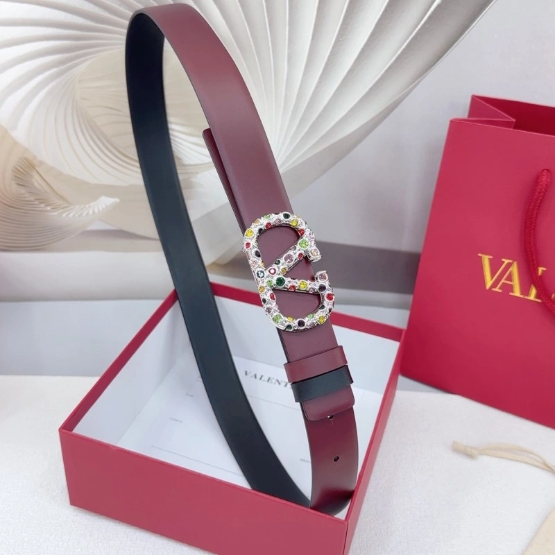 Low-cost Valentino Belts