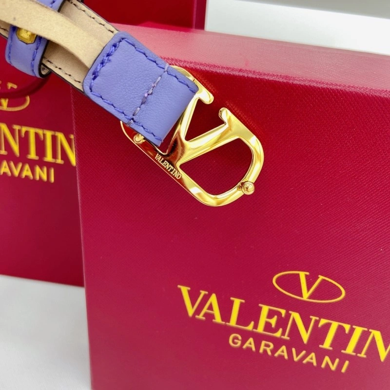 1:1 copy Valentino Belts