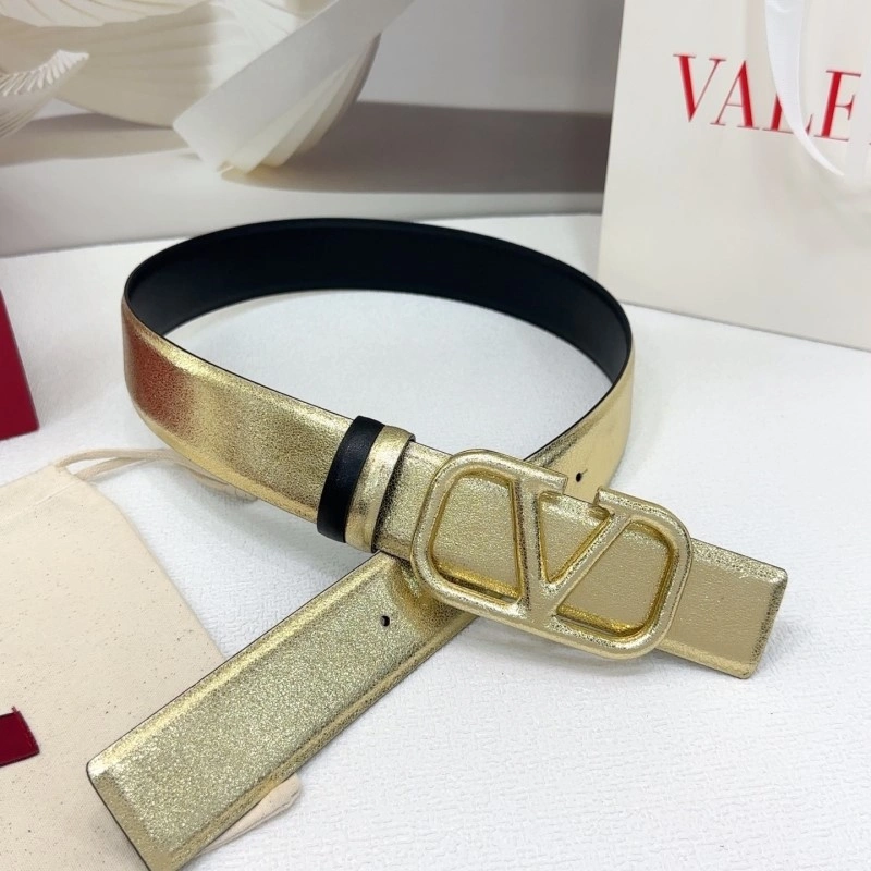 Low-cost Valentino Belts