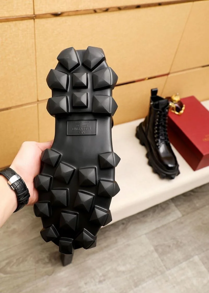 1:1 copy Valentino Boots