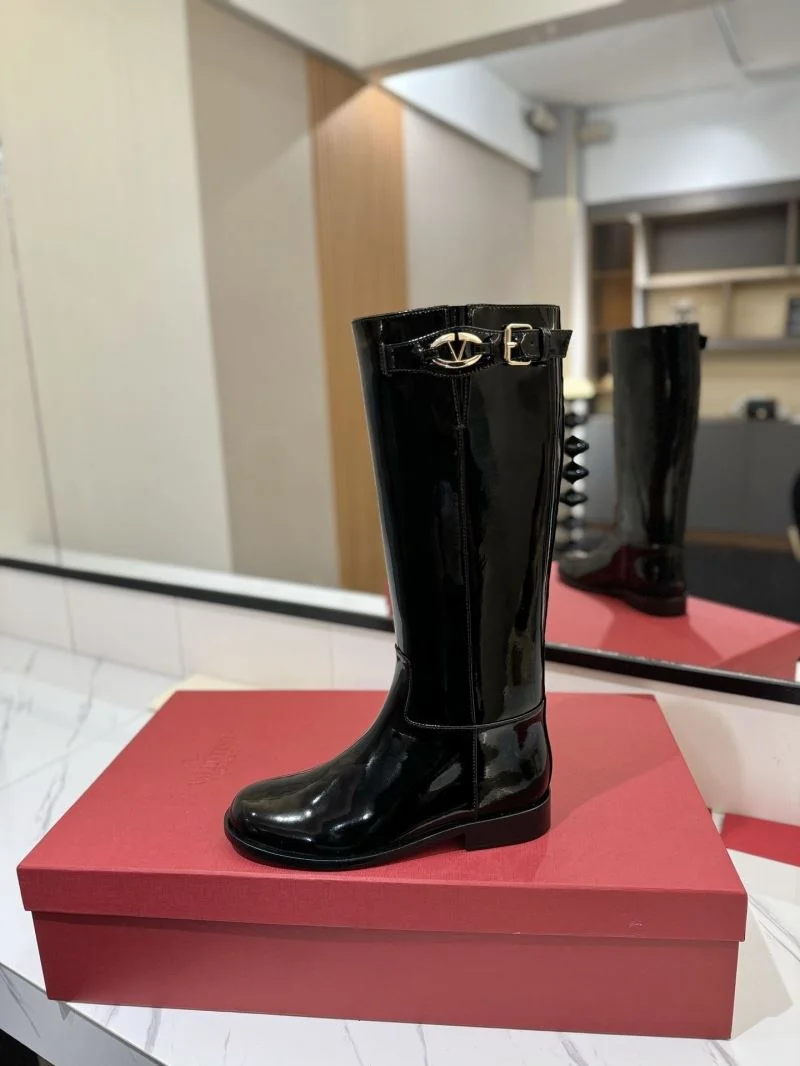 High fidelity Valentino Boots