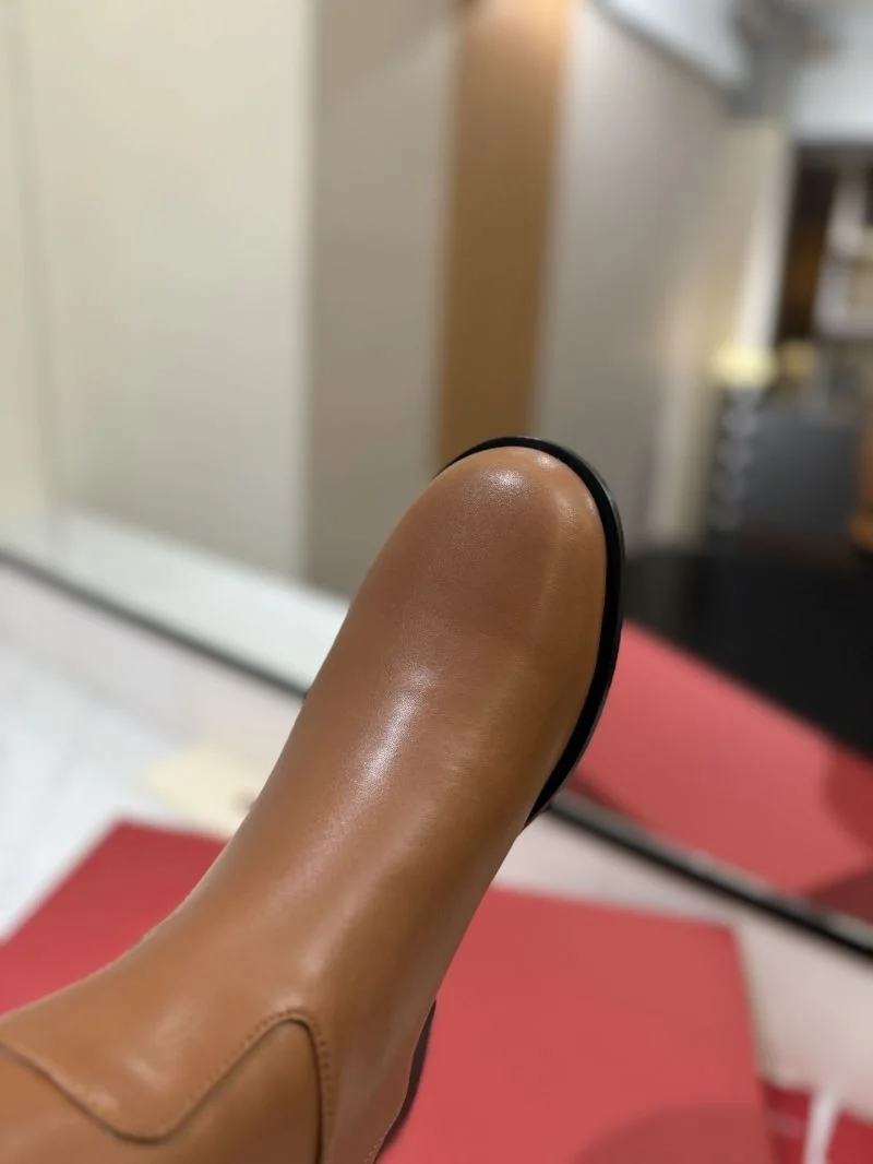 Top mirror Valentino Boots