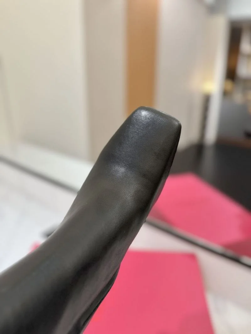 Discounted Valentino Boots
