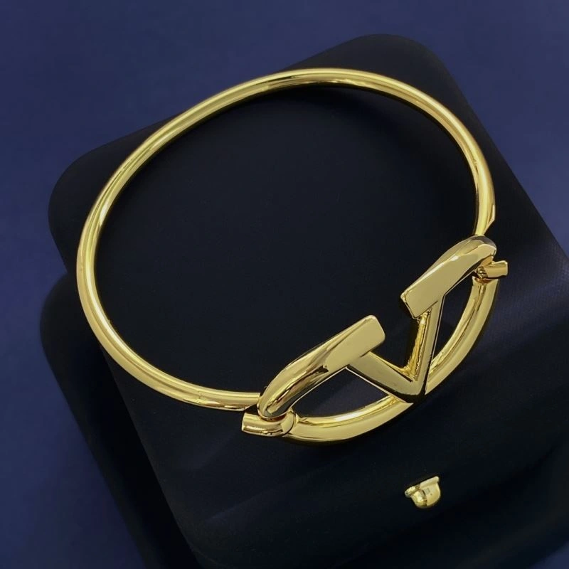 Cut-rate Valentino Bracelets