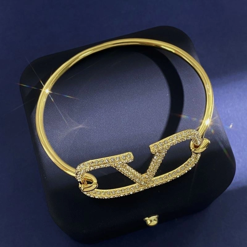 Inexpensive Valentino Bracelets