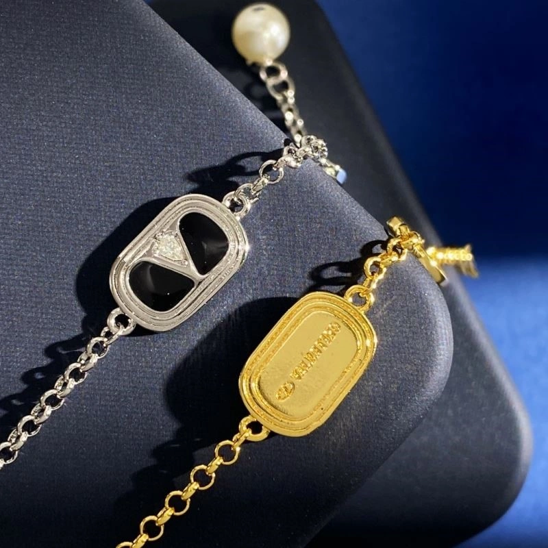 Top match Valentino Bracelets