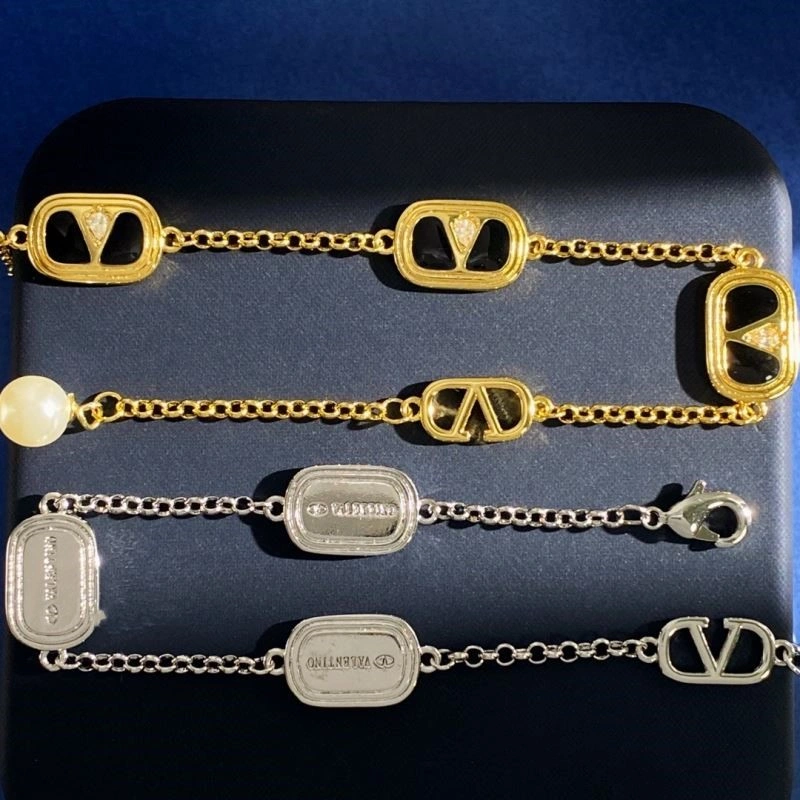 Top match Valentino Bracelets