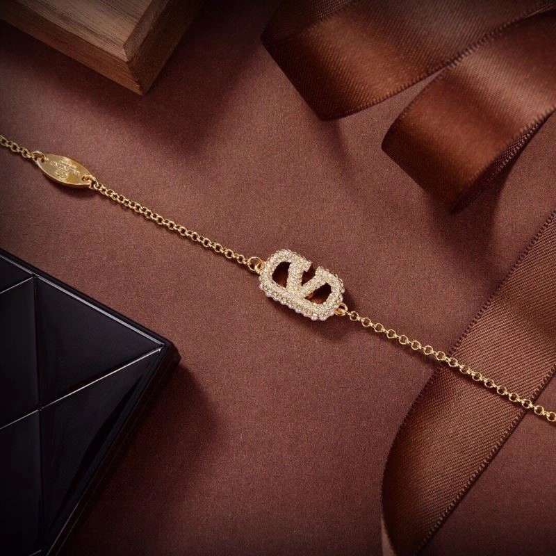 Top match Valentino Bracelets