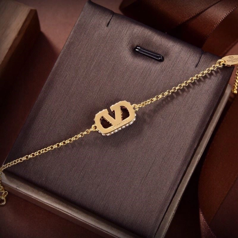 Top match Valentino Bracelets