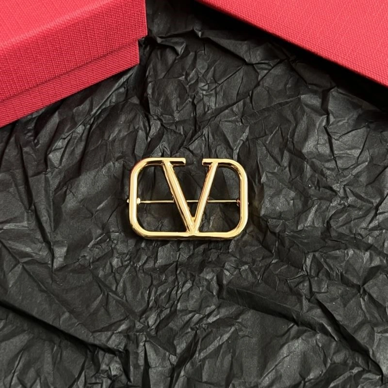 Mirror quality Valentino Brooches