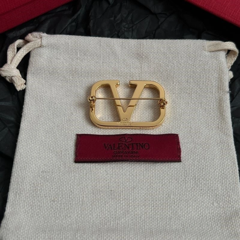 Mirror quality Valentino Brooches