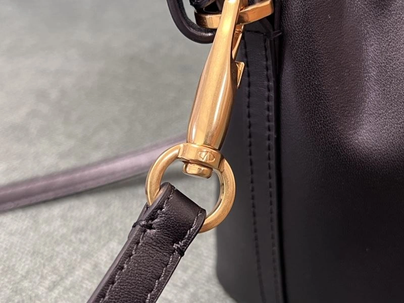 High fidelity Valentino Bucket Bags