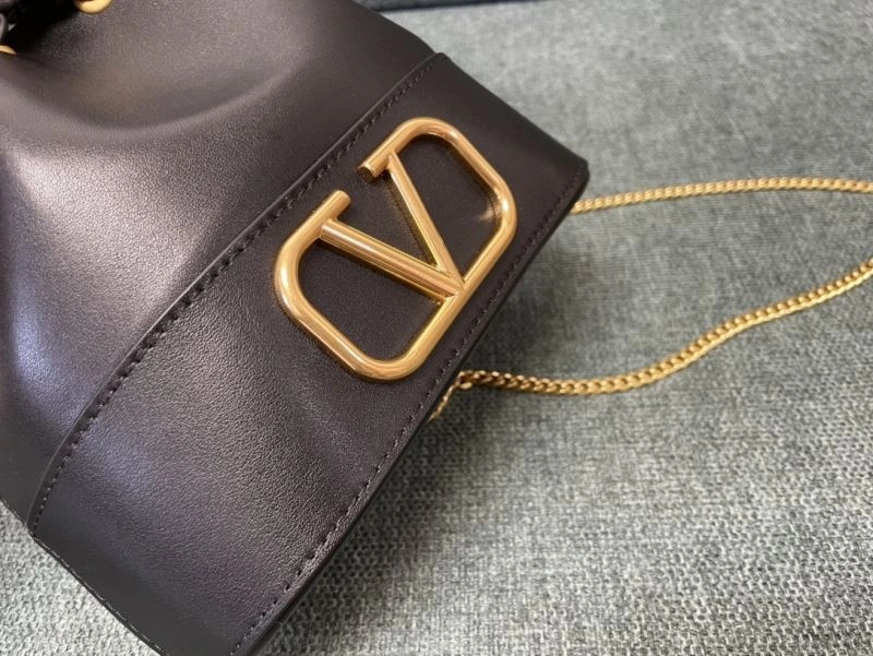 Top match Valentino Bucket Bags