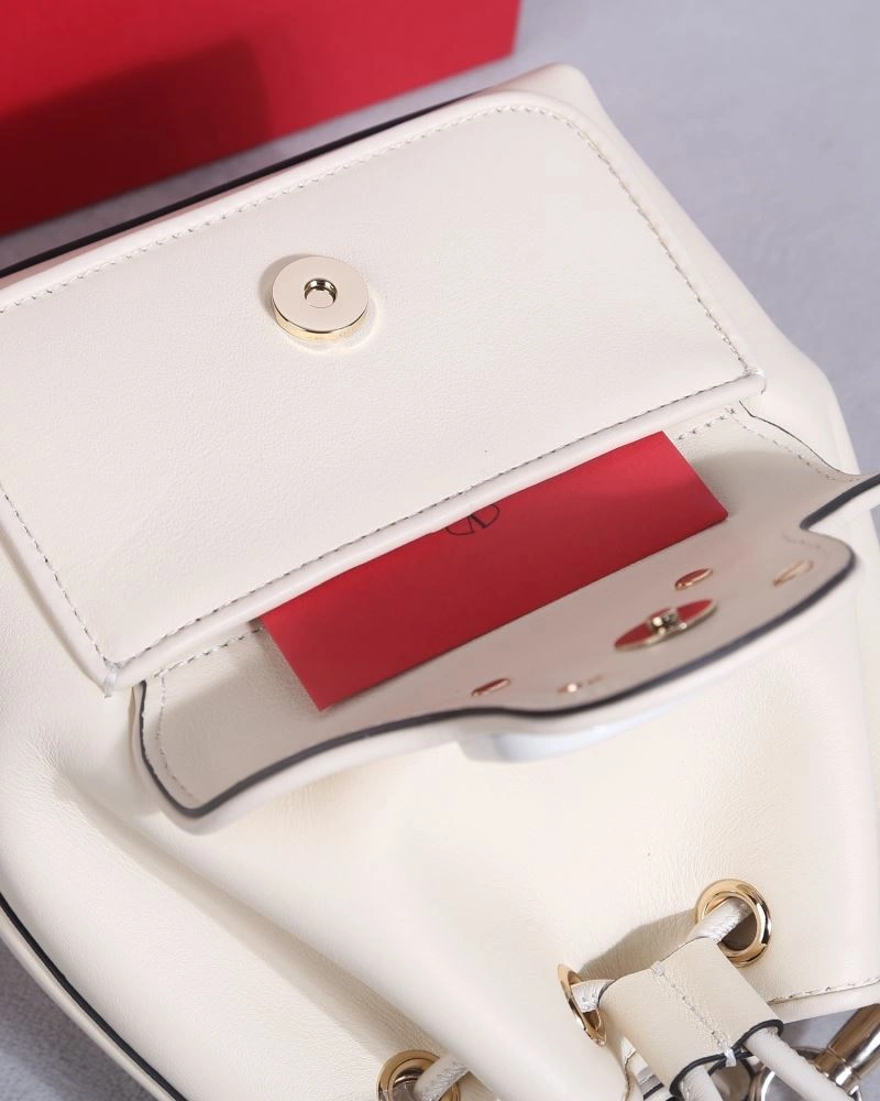 Bargain Valentino Bucket Bags