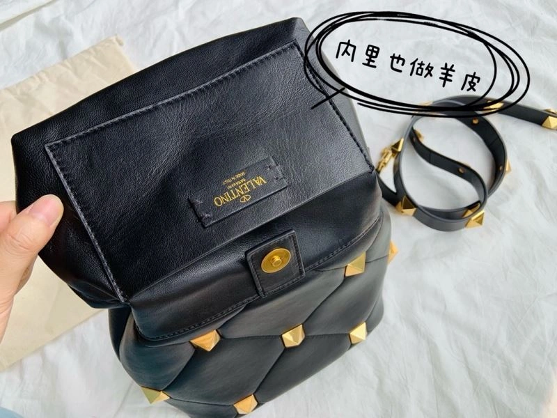 Economical Valentino Bucket Bags