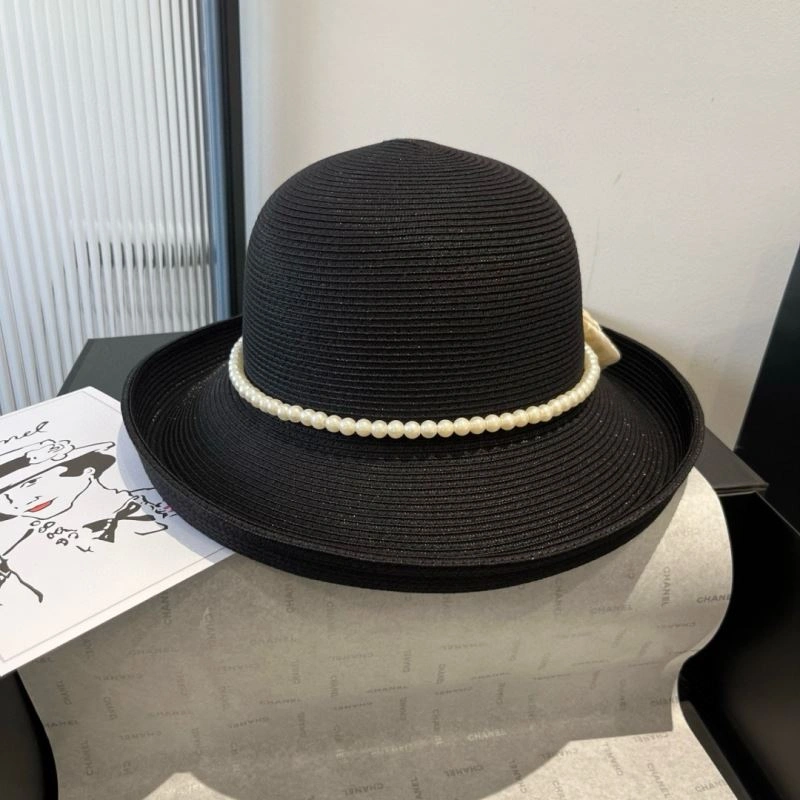 Top match Valentino Caps