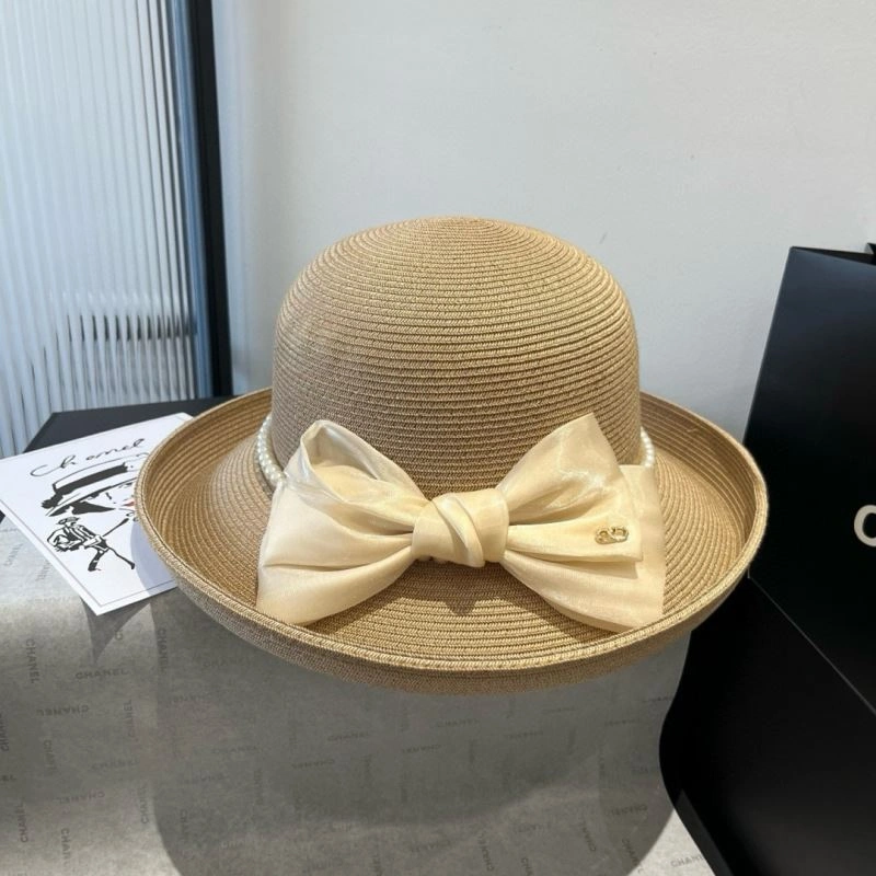 Valentino Caps