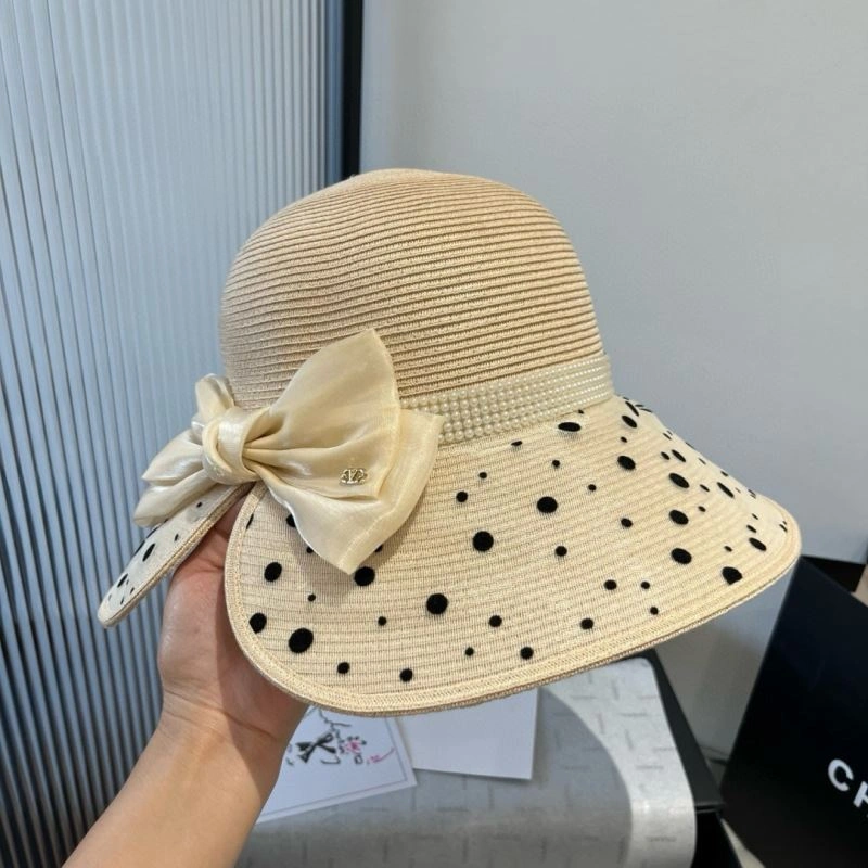Mirror quality Valentino Caps