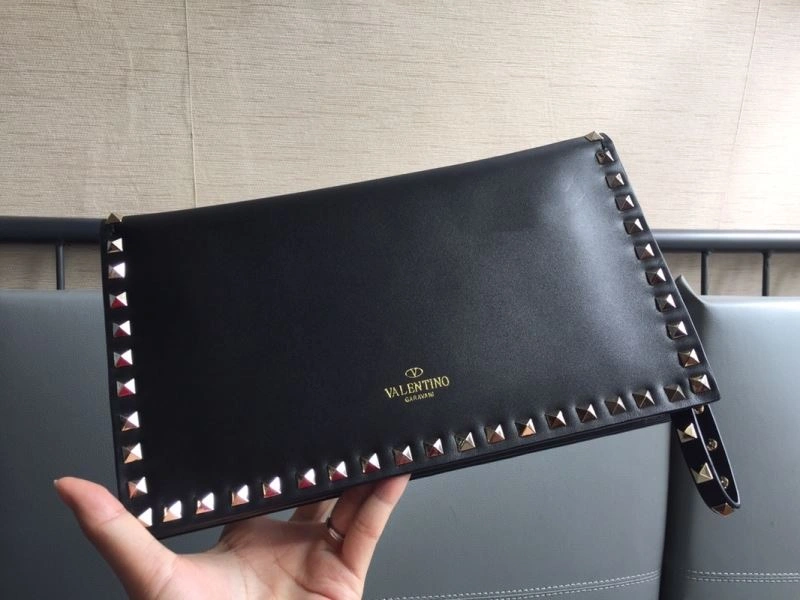 Top match Valentino Clutch Bags