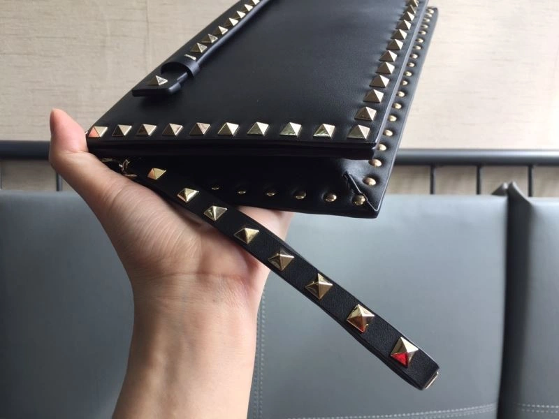 Top match Valentino Clutch Bags