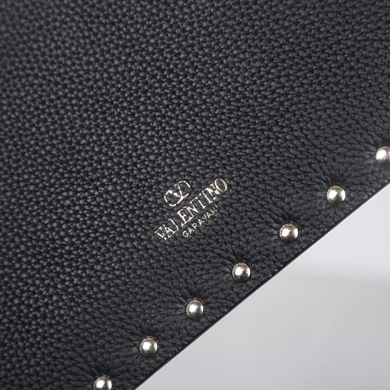High accuracy Valentino Clutch Bags