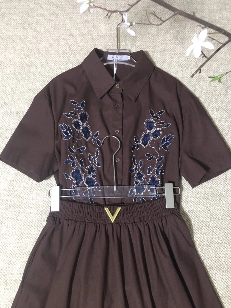 Precise copy Valentino Dress Suits