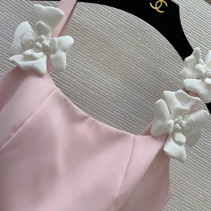 High fidelity Valentino Dress Suits