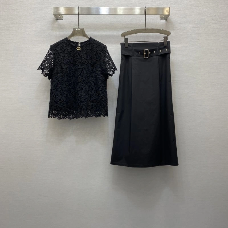 High accuracy Valentino Dress Suits