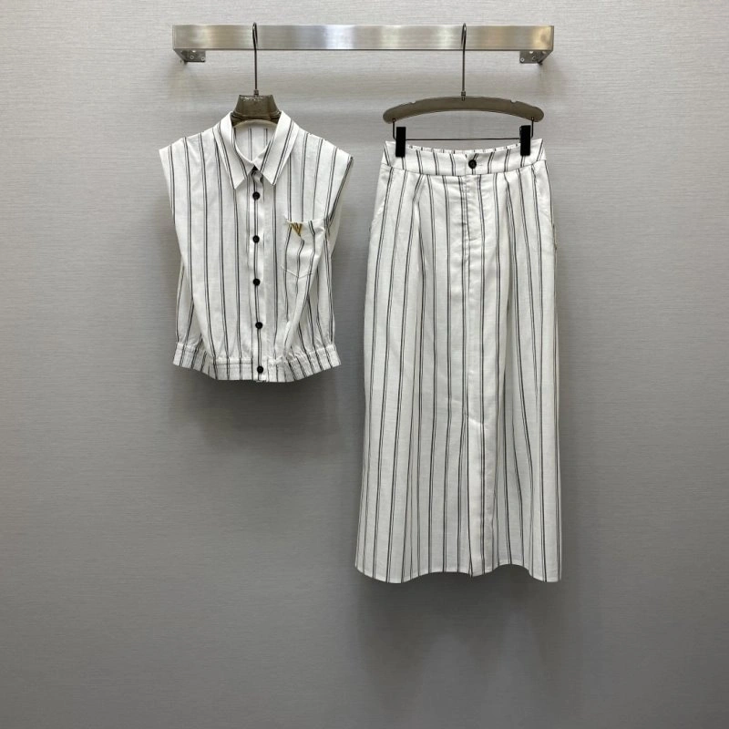 Exact replica Valentino Dress Suits