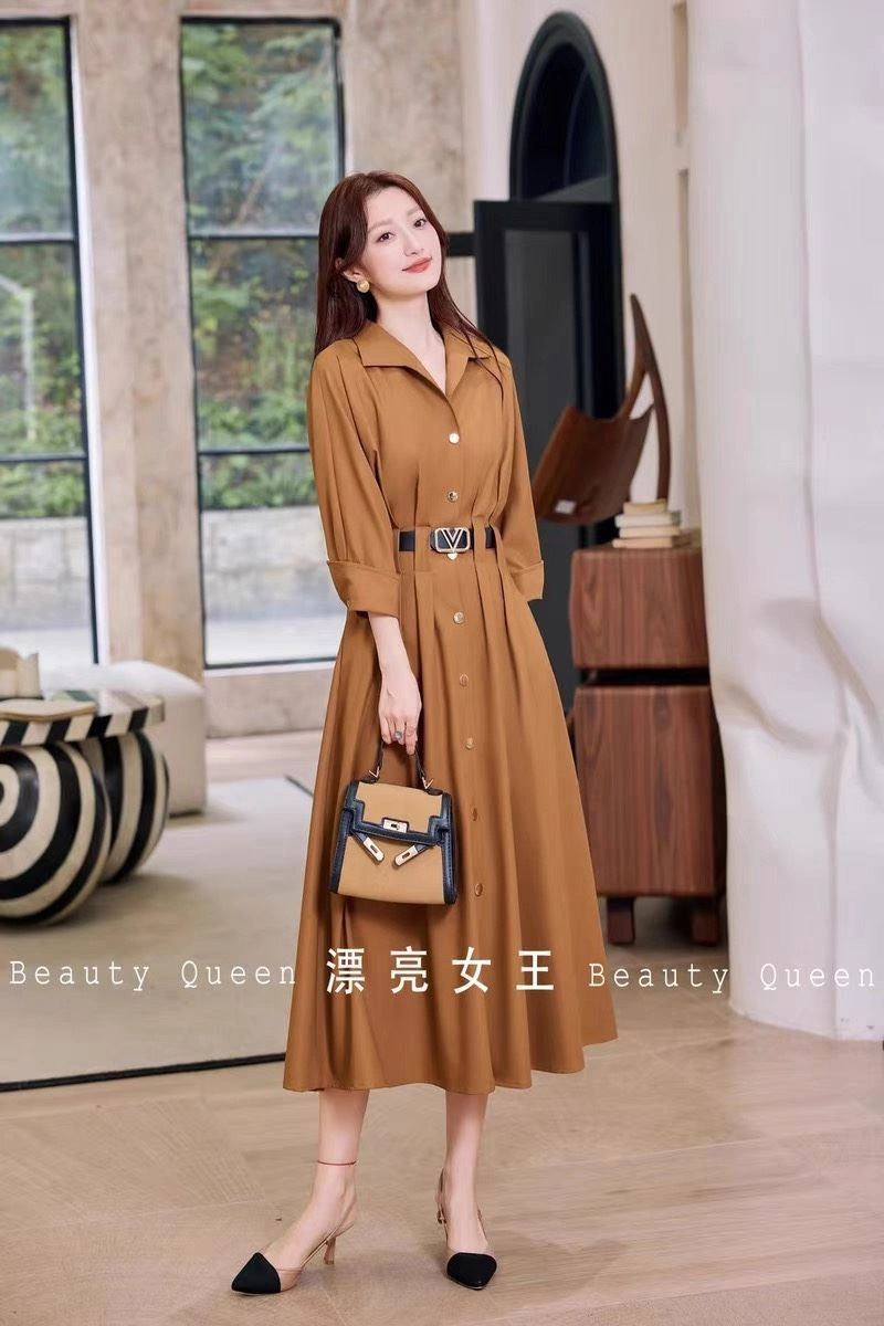Accurate model Valentino Dress