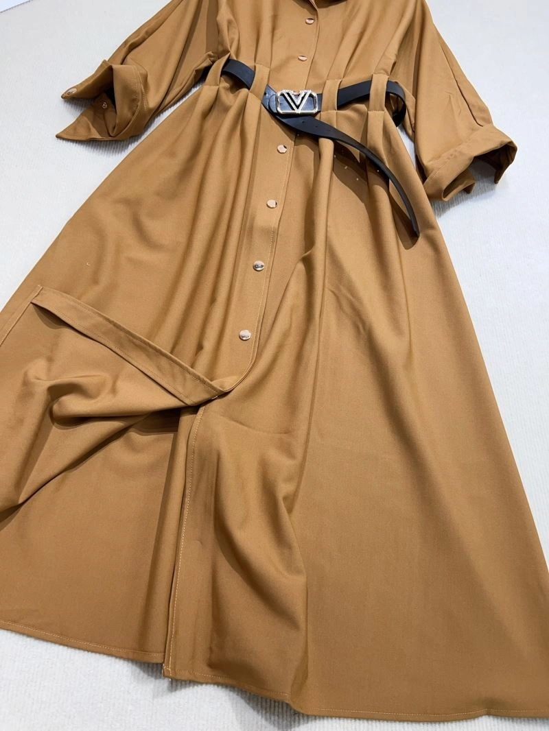 Accurate model Valentino Dress