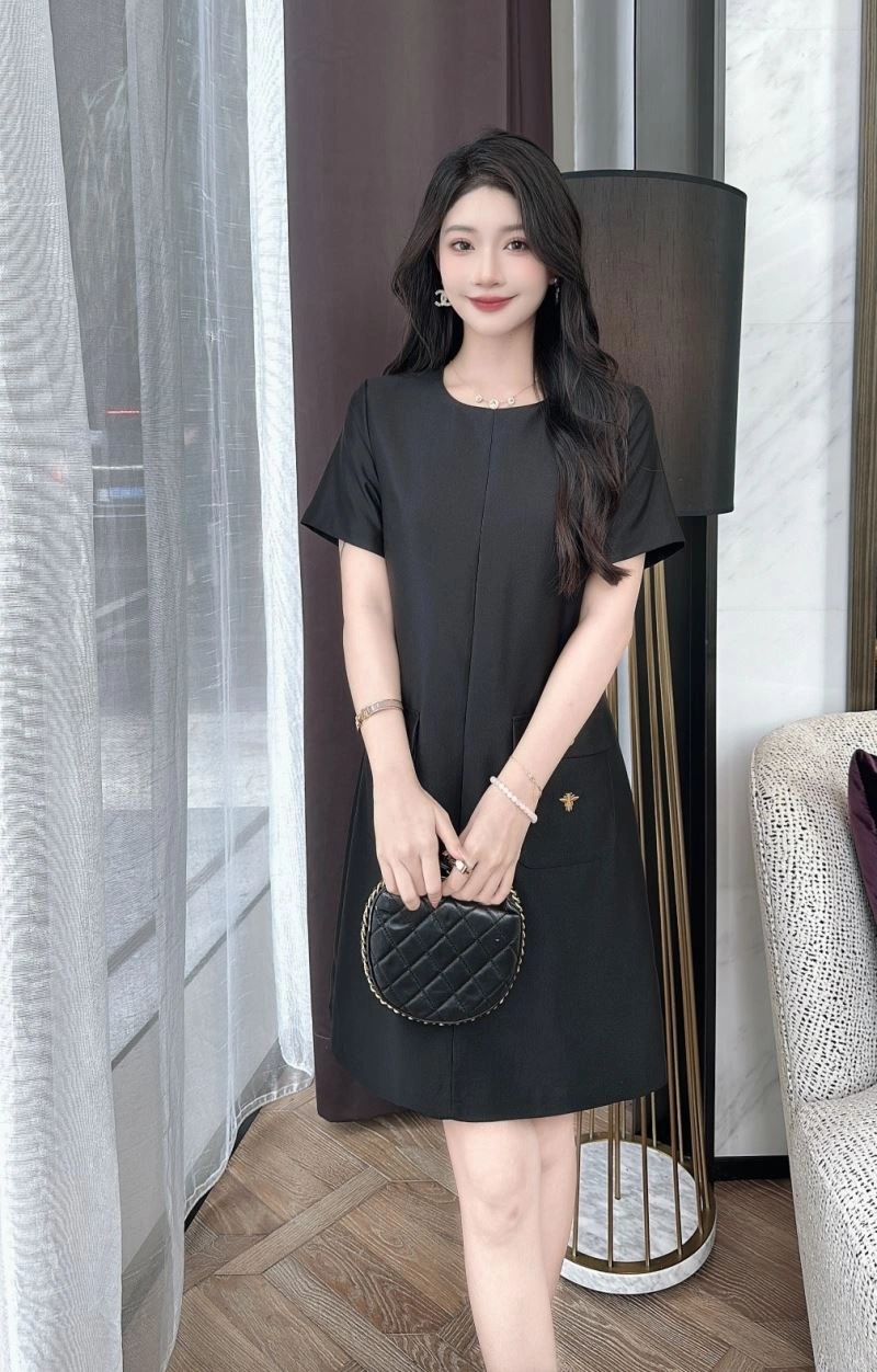 Inexpensive Valentino Dress