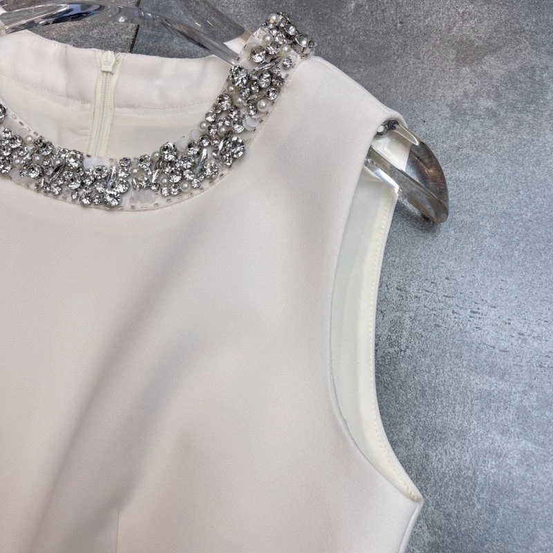 Accurate model Valentino Dress