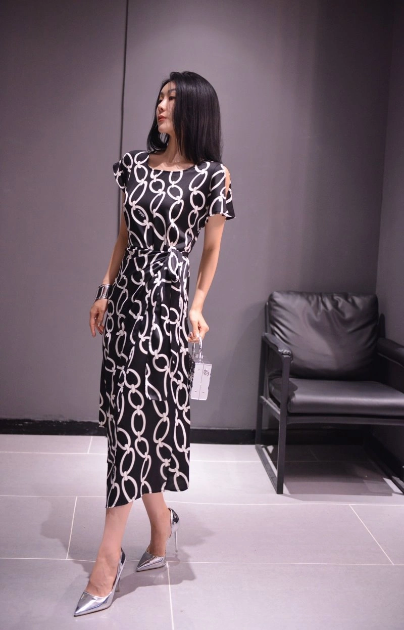 Accurate model Valentino Dress