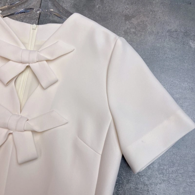 Inexpensive Valentino Dress